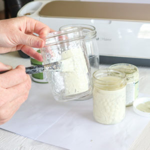 Cricut Mason Jar Labels DIY - FREE SVG - Jav Sid